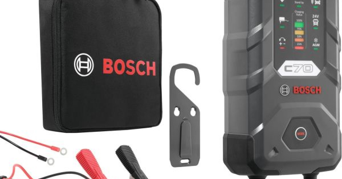 Bosch C70 Akkumulátor töltő 12V-24V 10A